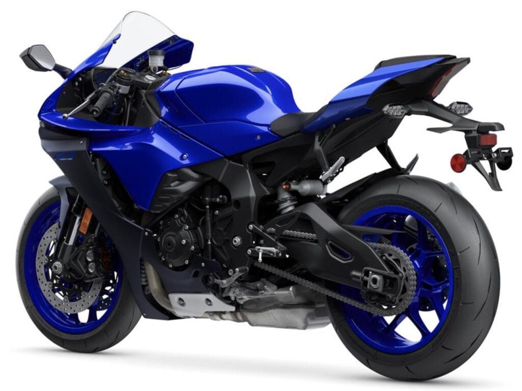 Yamaha R1 (2020+) - Specs and ergonomics