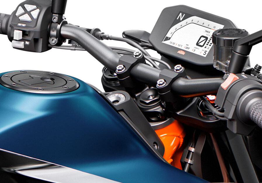 KTM 890 Duke R (2020-2023) - Specs and ergonomics