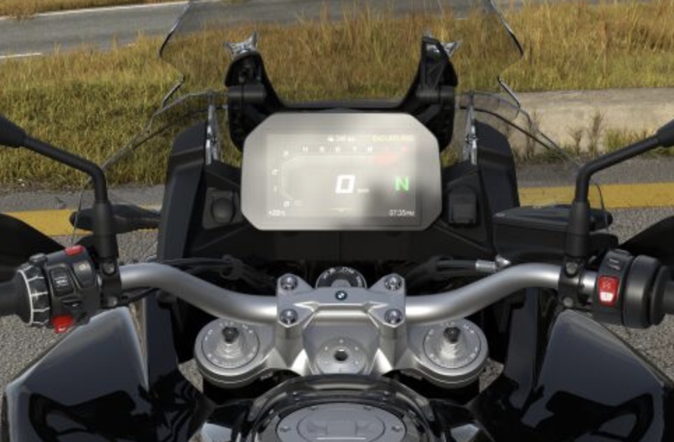 BMW F 900 GS Adventure (2024+) - Specs and ergonomics