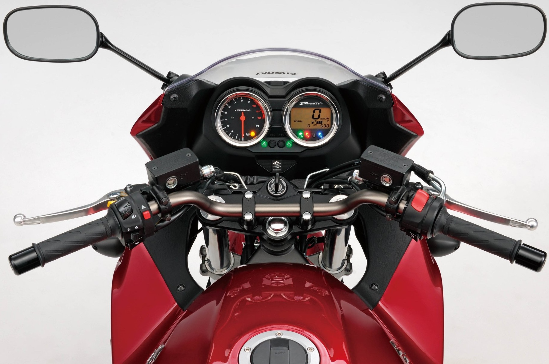 Suzuki Bandit 1250S (2015-2016) - Specs and ergonomics