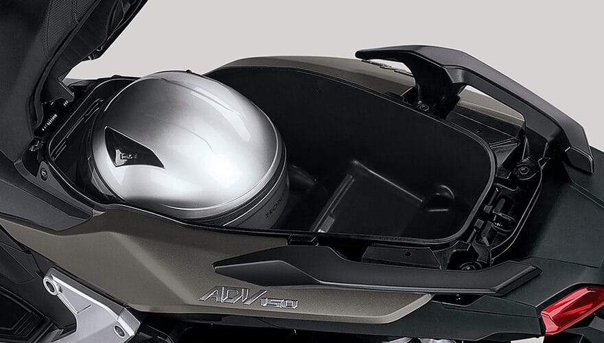 Honda ADV150 (2020-2023) - Specs and ergonomics