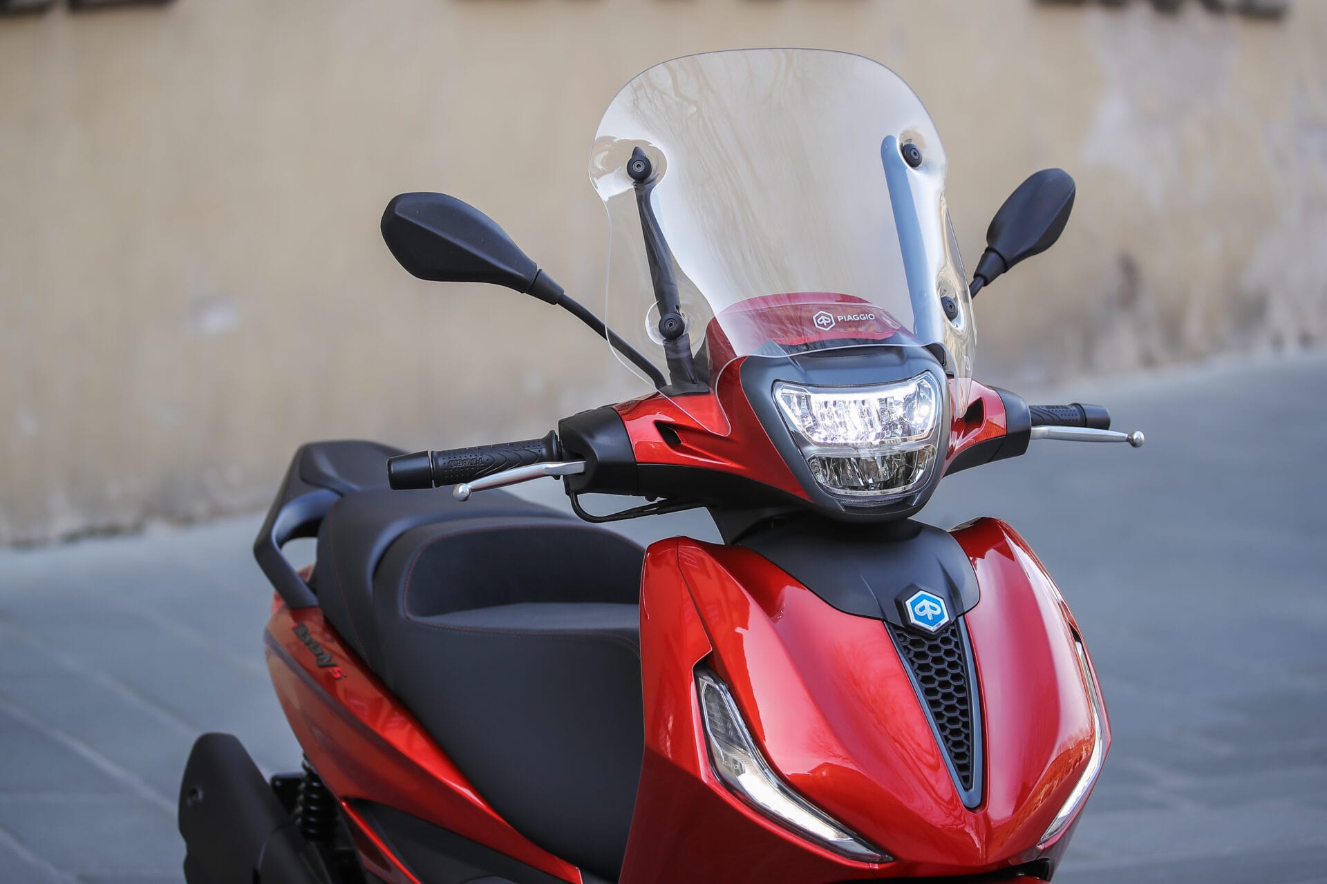 Piaggio Beverly 400 / S 400 / BV400 S (2021+) - Specs and ergonomics