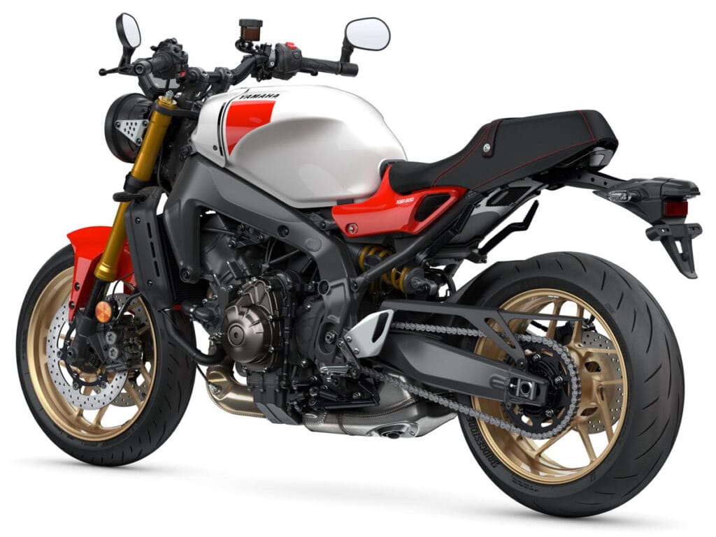 Yamaha XSR900 (2025+) - Specs and ergonomics