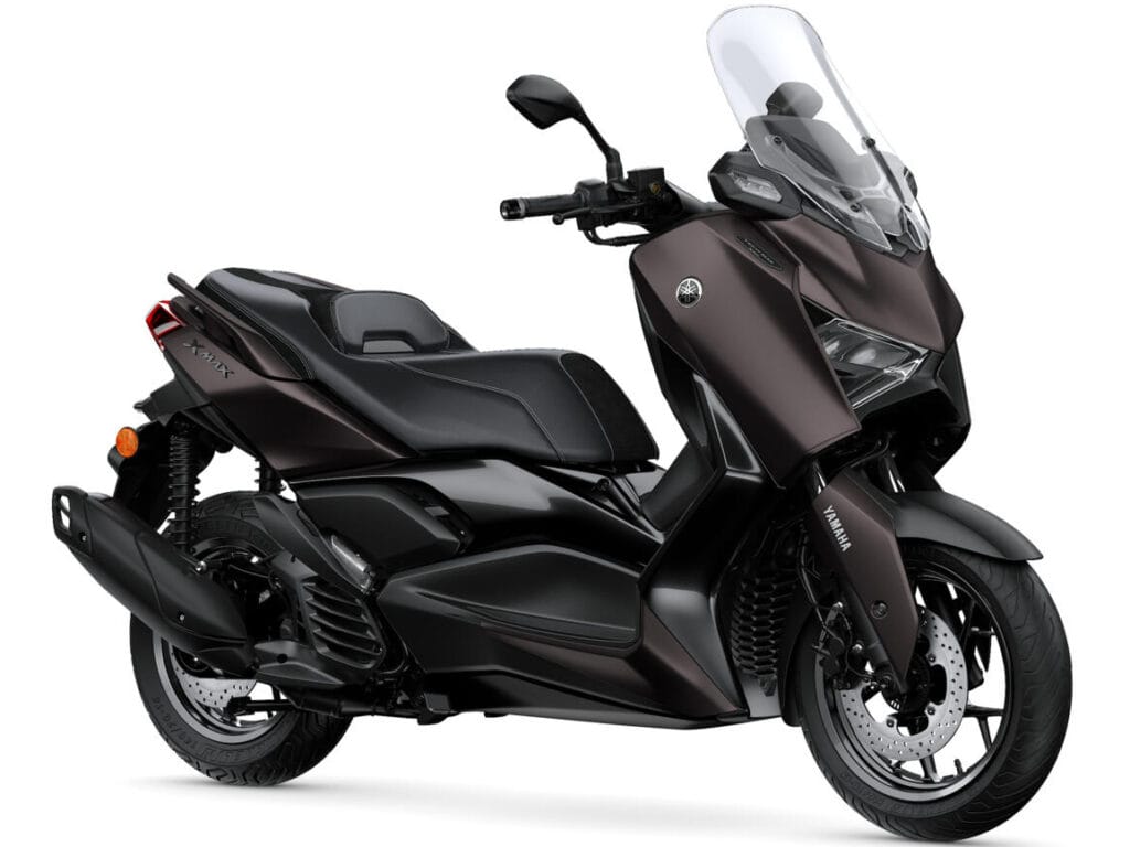 Yamaha XMAX 125 Tech Max / Tech Max+ (2025+) - Specs and ergonomics